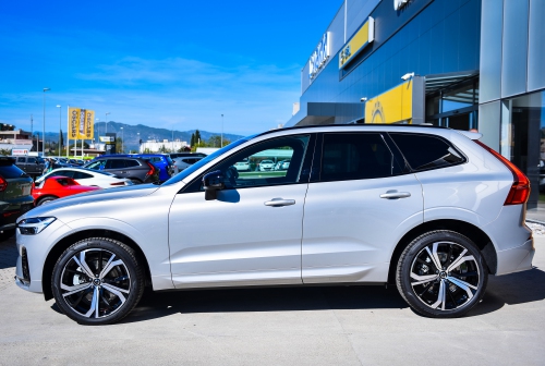 Volvo NOVI VOLVO XC60 B4 (D) PLUS DARK AWD