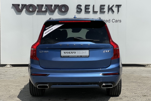Volvo XC90 D5 R - DESIGN AWD 7S